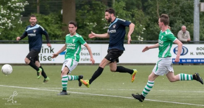 FC Almere laat VVZ'49 onnodig terugkomen - Het Amsterdamsche Voetbal