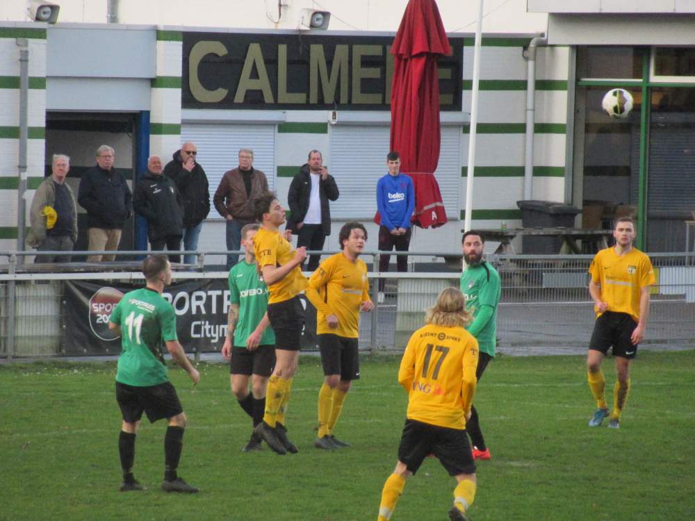FC Almere wint oefenduel tegen DVVA - Het Amsterdamsche Voetbal