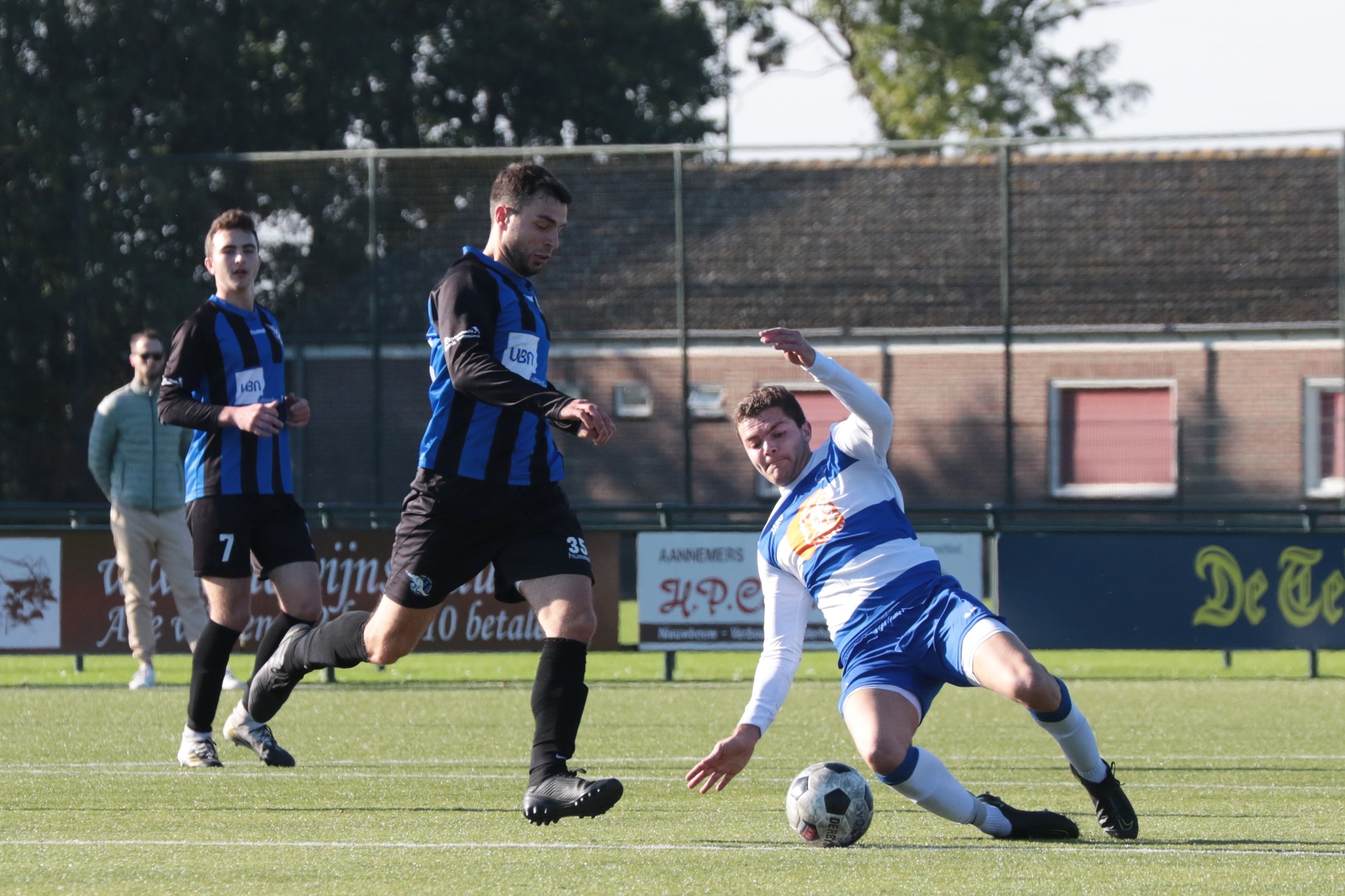 Olsman wijst Ouderkerk de weg met hattrick - Het Amsterdamsche Voetbal