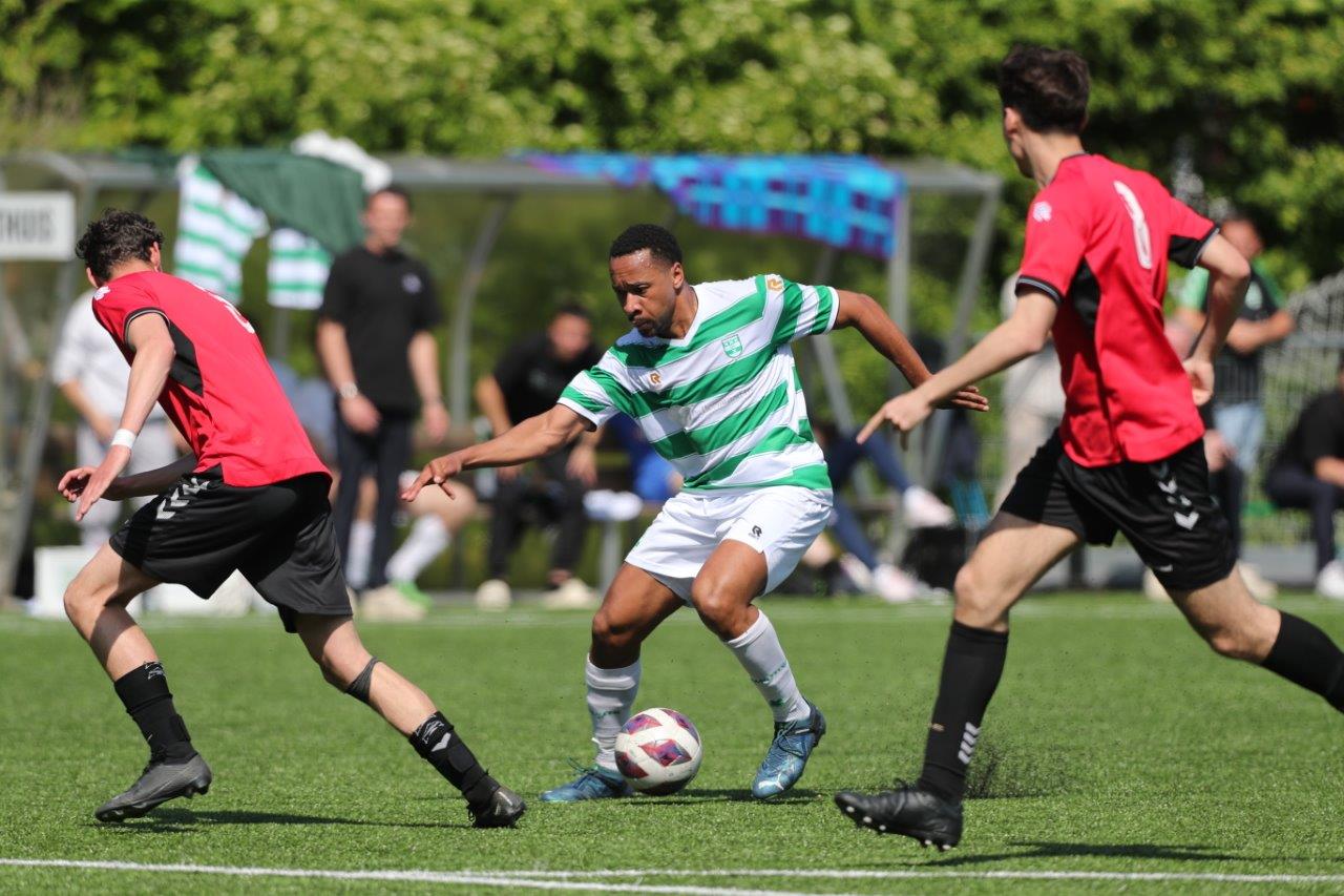 Amstelveen Heemraad dendert langs FC Almere - Het Amsterdamsche Voetbal