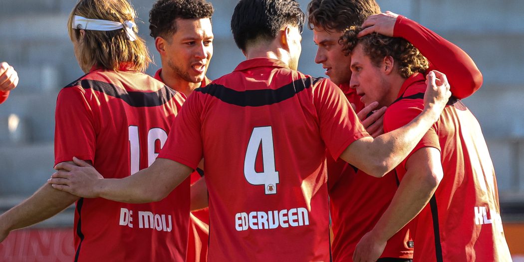 Ontspannen zege voor AFC in Scheveningen - Het Amsterdamsche Voetbal