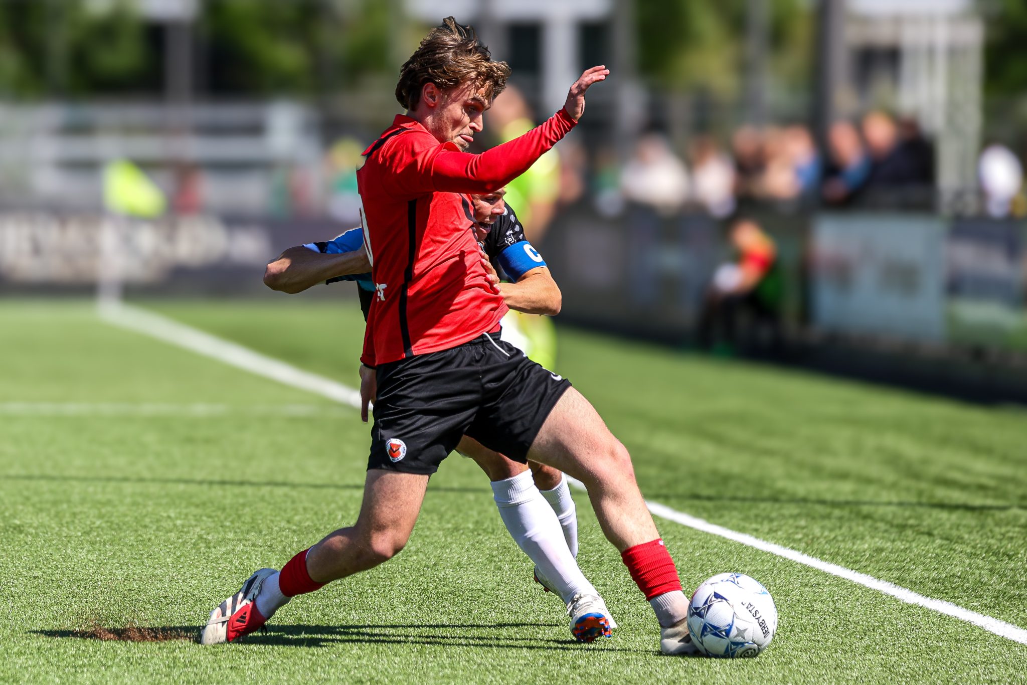 AFC wint van Volendam, waar de bezoekers het feestje ook spontaan ...